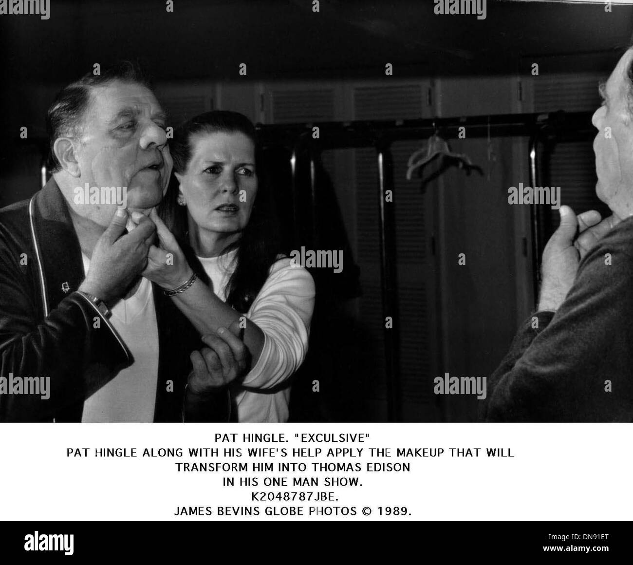 May 15, 2001 - PAT HINGLE. ''EXCULSIVE''.PAT HINGLE ALONG WITH HIS WIFE'S HELP APPLY THE MAKEUP ...