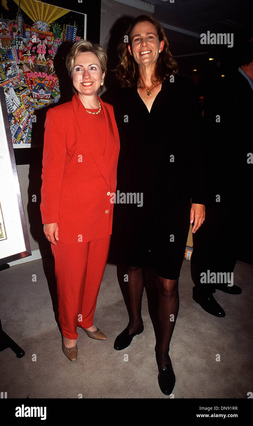 Aug. 27, 2001 - K2279AR: USA TENNIS FOUNDATIONS 1ST ANNUAL OPENING GALA ...