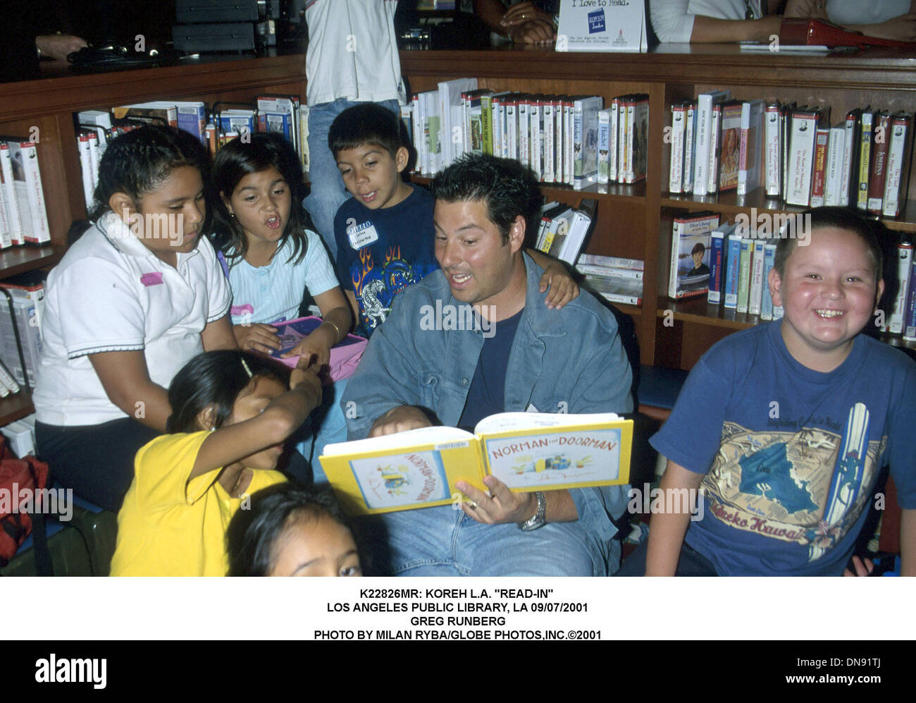 Sept. 9, 2001 - K22826MR: KOREH L.A. ''READ-IN'' .LOS ANGELES PUBLIC ...