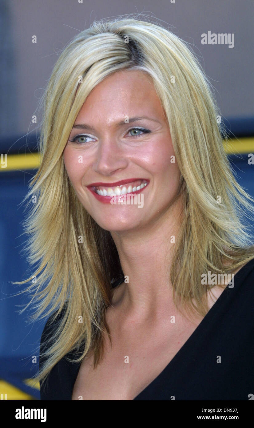 Natasha henstridge she spies 2002 hi-res stock photography and images ...