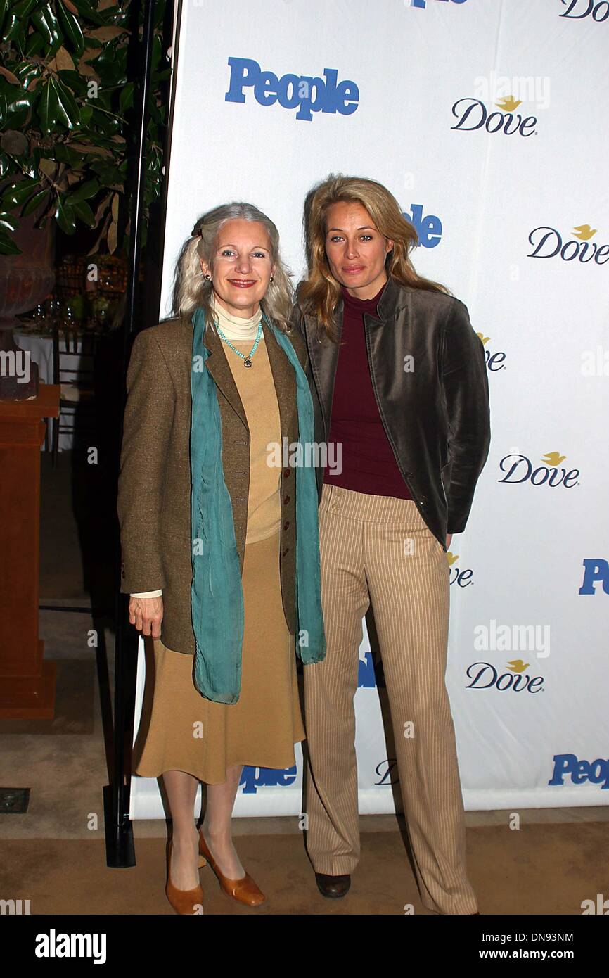 Dec. 5, 2002 - K27922RM.PEOPLE MAGAZINE''S ''HEROES AMONG US'' GALA ...