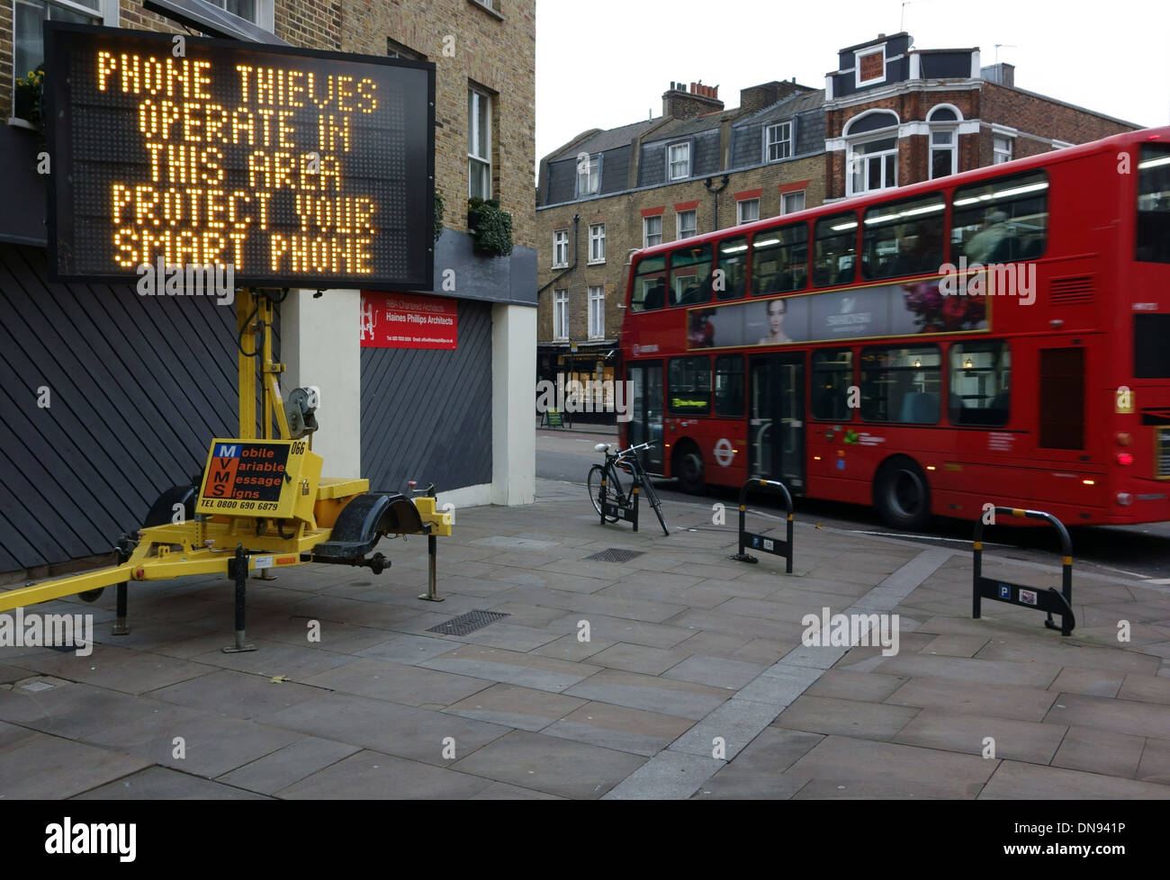 Snatching Mobile Phone High Resolution Stock Photography and Images - Alamy