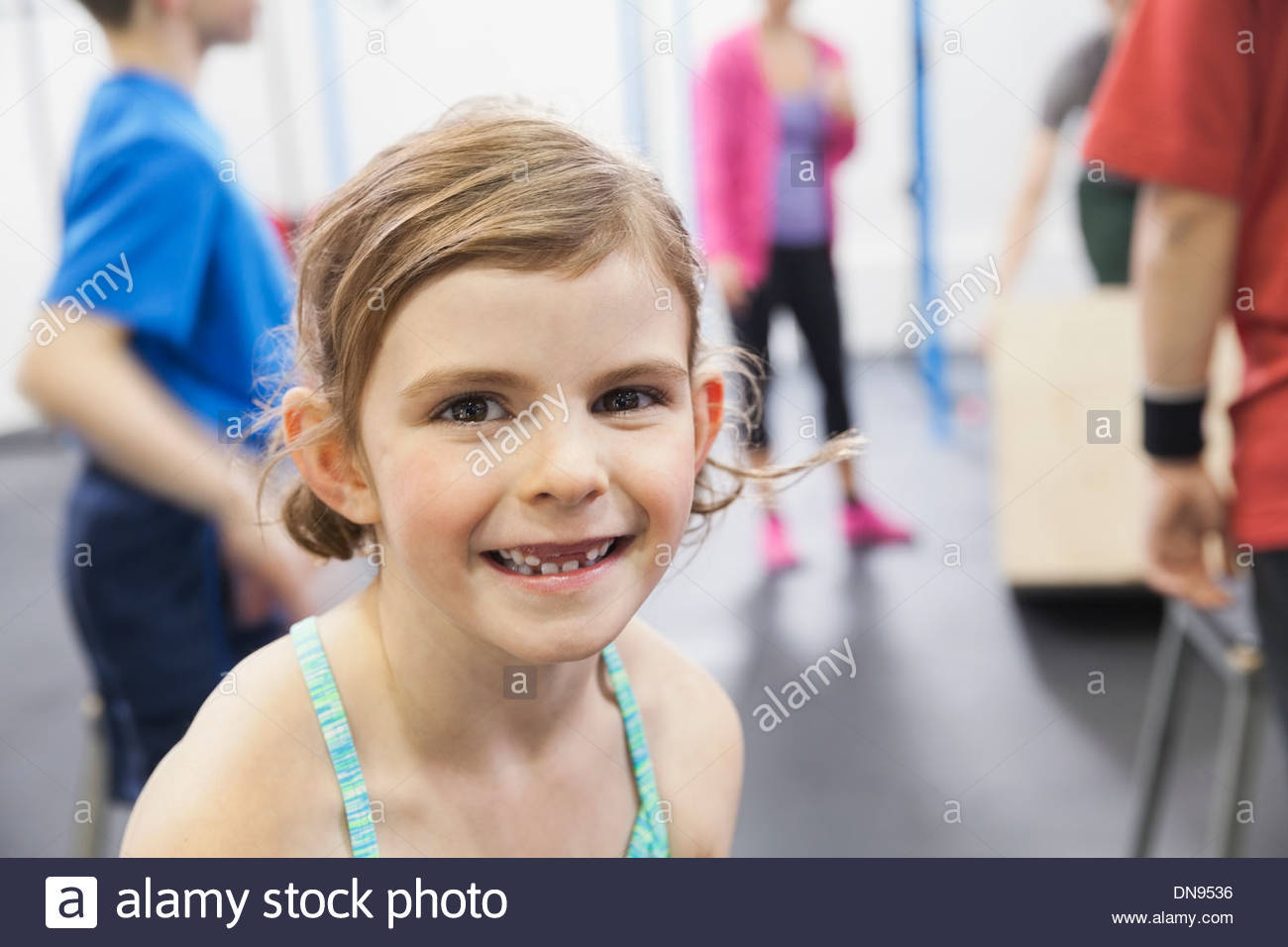 Exercise routine for kids hi-res stock photography and images - Alamy