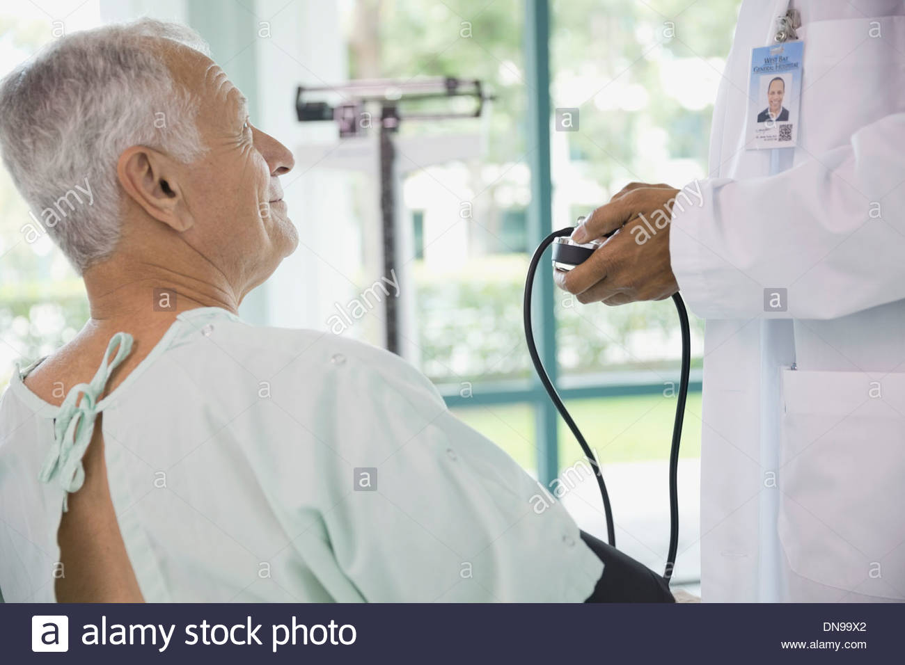 Male pressure hi-res stock photography and images - Alamy