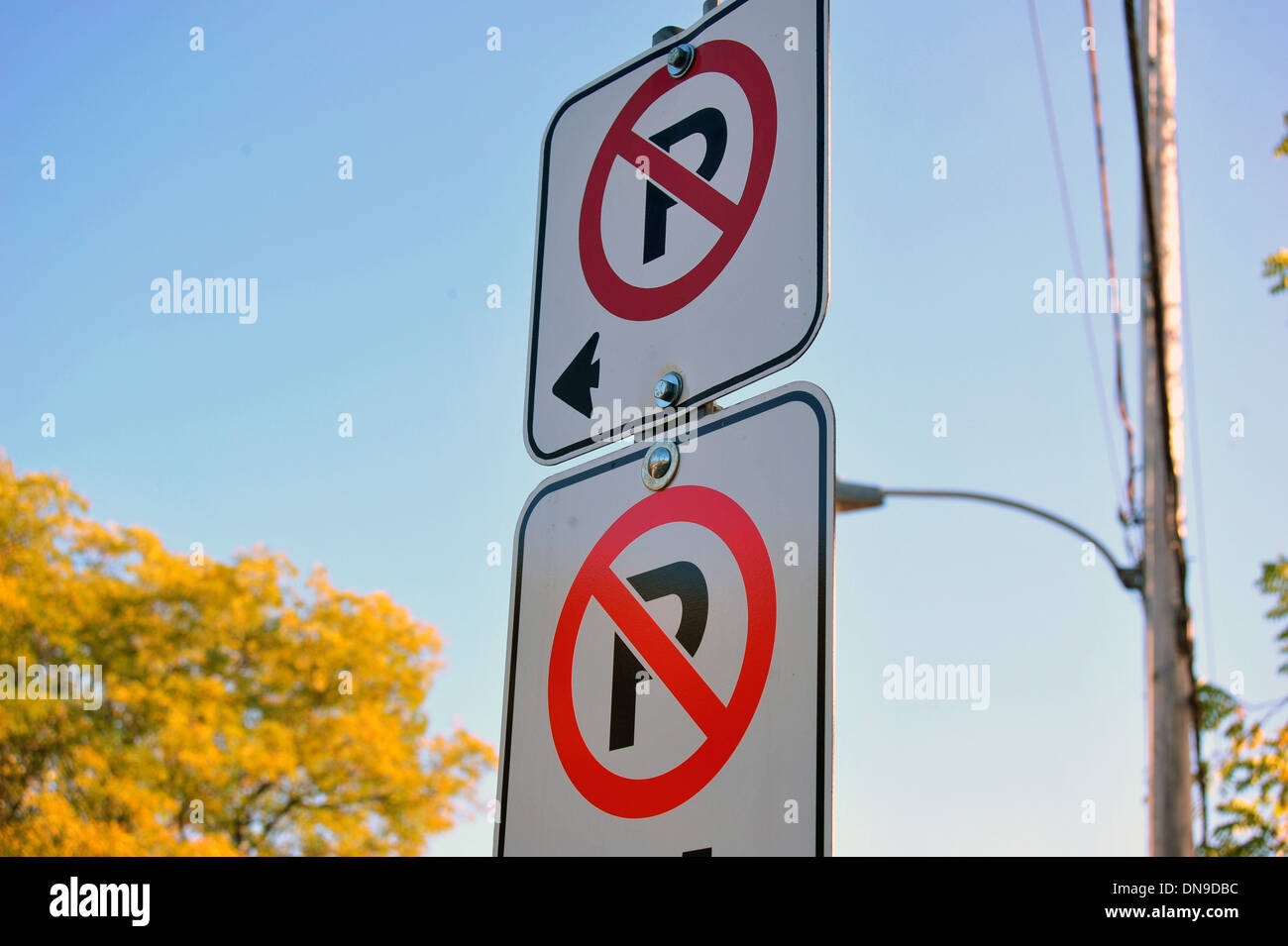 Canadian road signs hi-res stock photography and images - Alamy