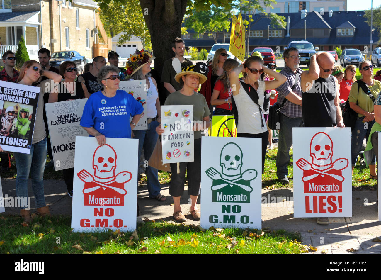 Anti monsanto protest hi-res stock photography and images - Alamy