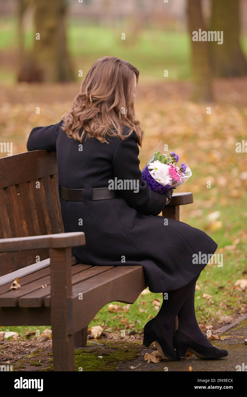 Funeral flowers hi-res stock photography and images - Alamy