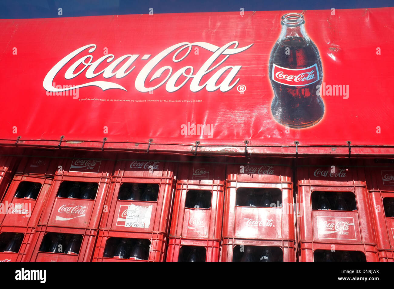 Crates of coca cola bottles hi-res stock photography and images - Alamy