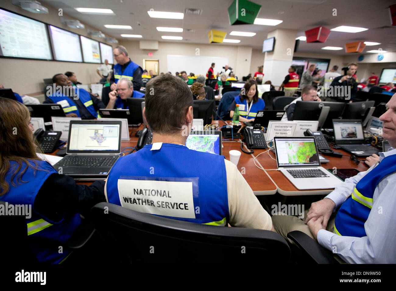 Texas Department of Public Safety and Texas Division of Emergency ...