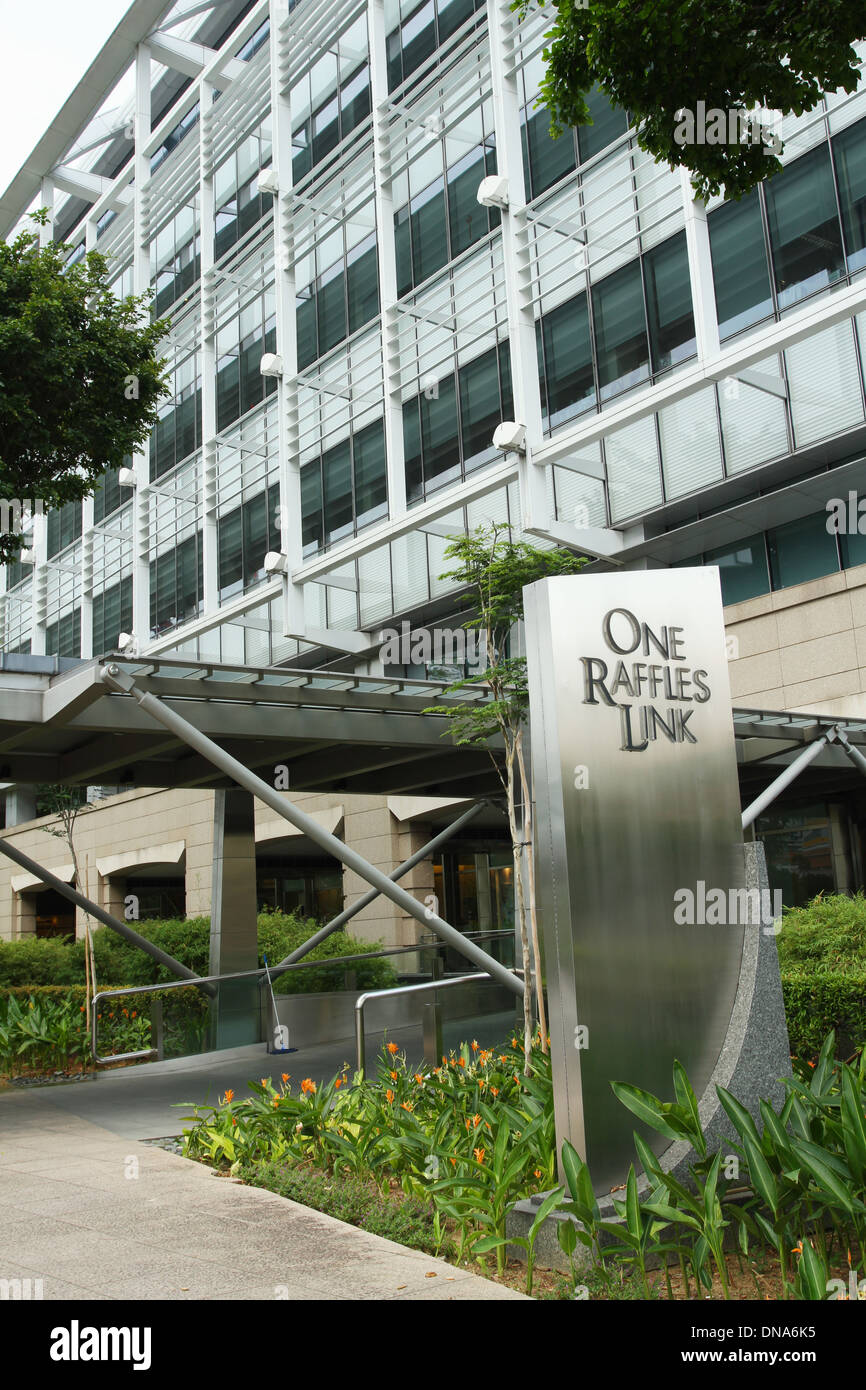 Raffles link hi-res stock photography and images - Alamy