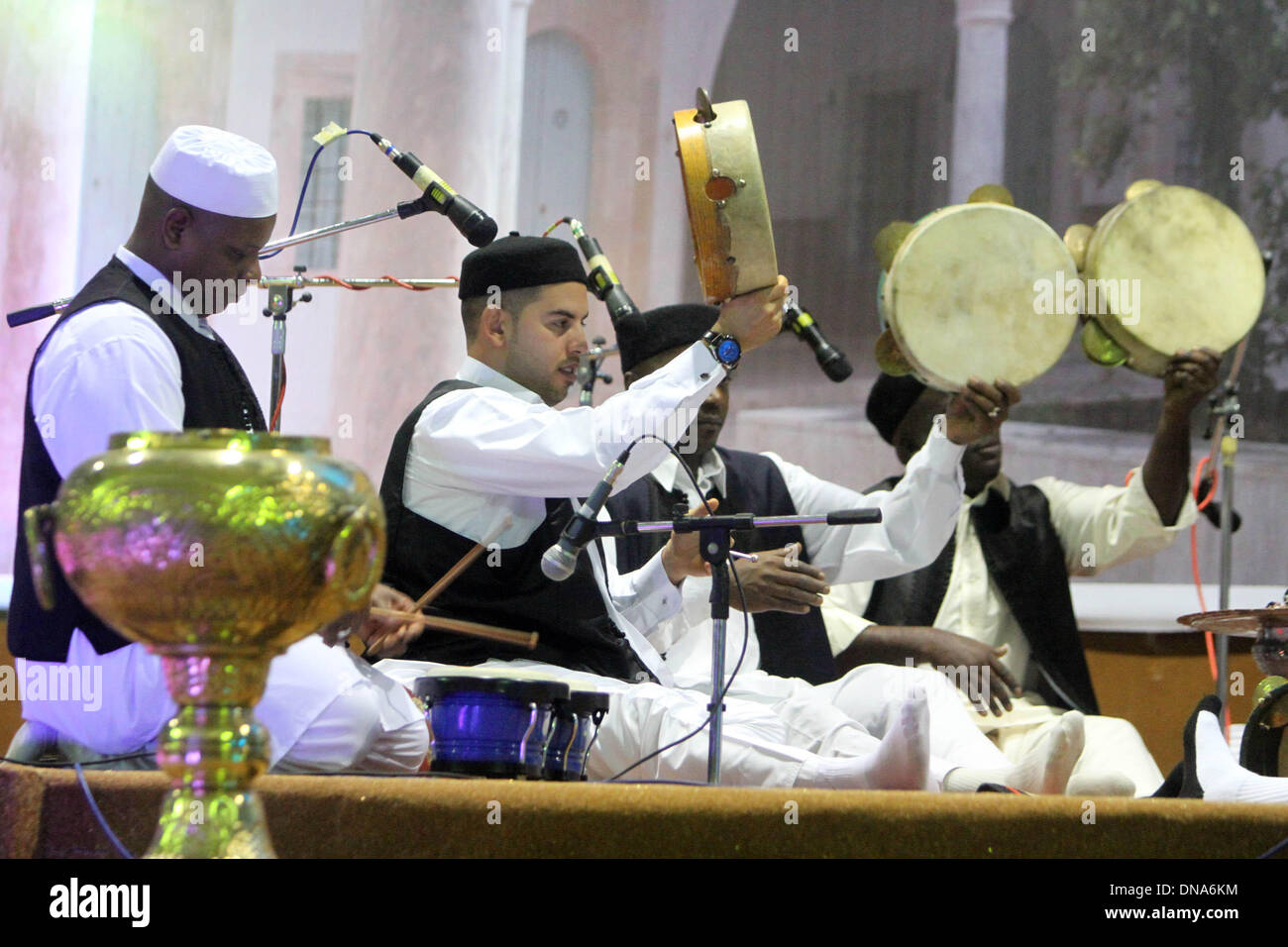 Arab festival musicians hi-res stock photography and images - Alamy