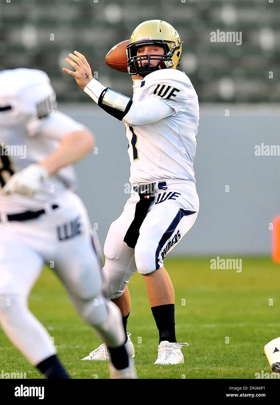 Carson, CA, . 20th Dec, 2013. Central Catholic Raiders qb, Hunter ...
