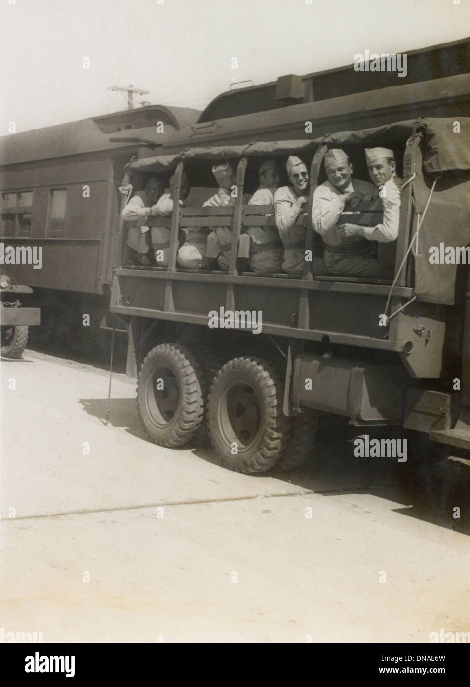 Army truck with soldiers hi-res stock photography and images - Alamy