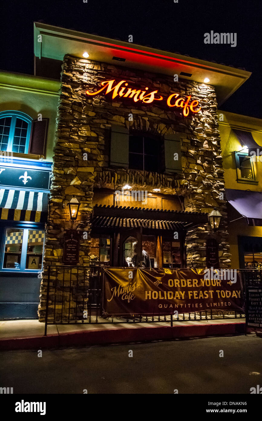 Mimis cafe hi-res stock photography and images - Alamy