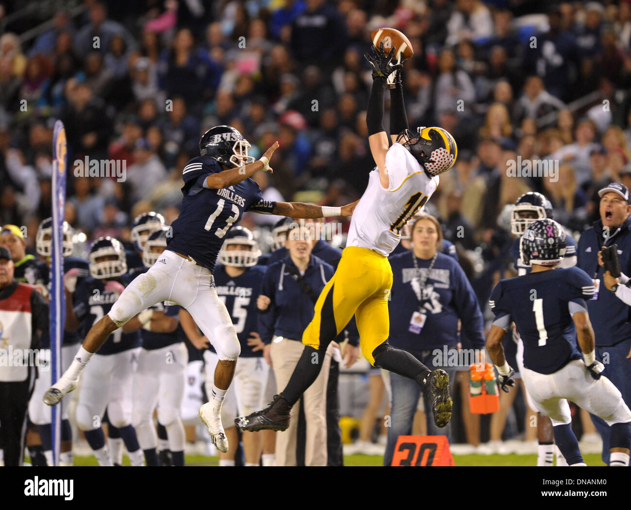 Carson, California, USA. 20th Dec, 2013. December 20, 2013 Carson, CA ...