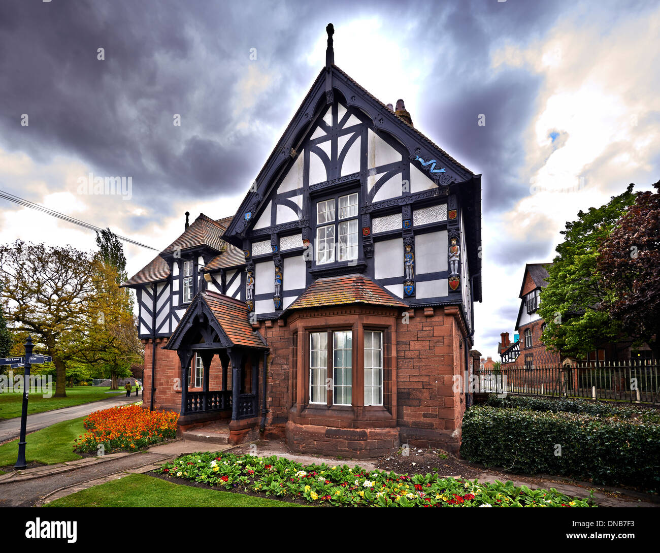 Black hall river dee hi-res stock photography and images - Alamy
