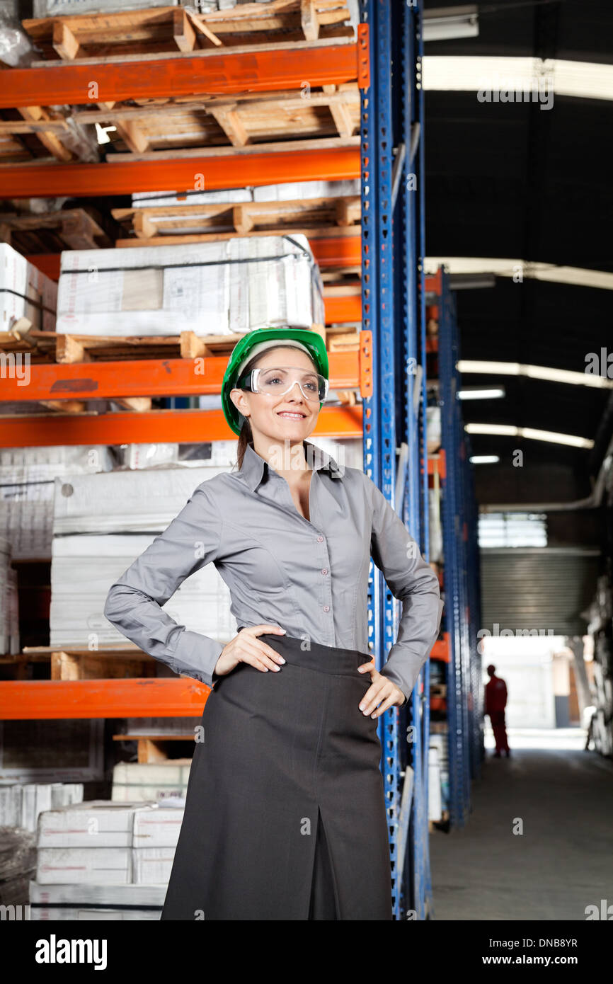 Female logistic worker wearing hi-res stock photography and images - Alamy