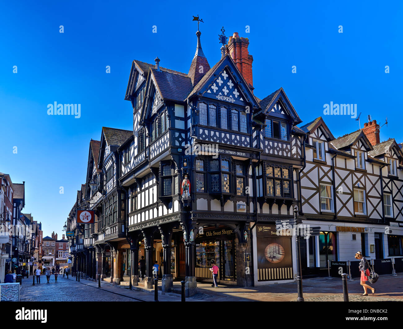 Chester the rows hi-res stock photography and images - Alamy