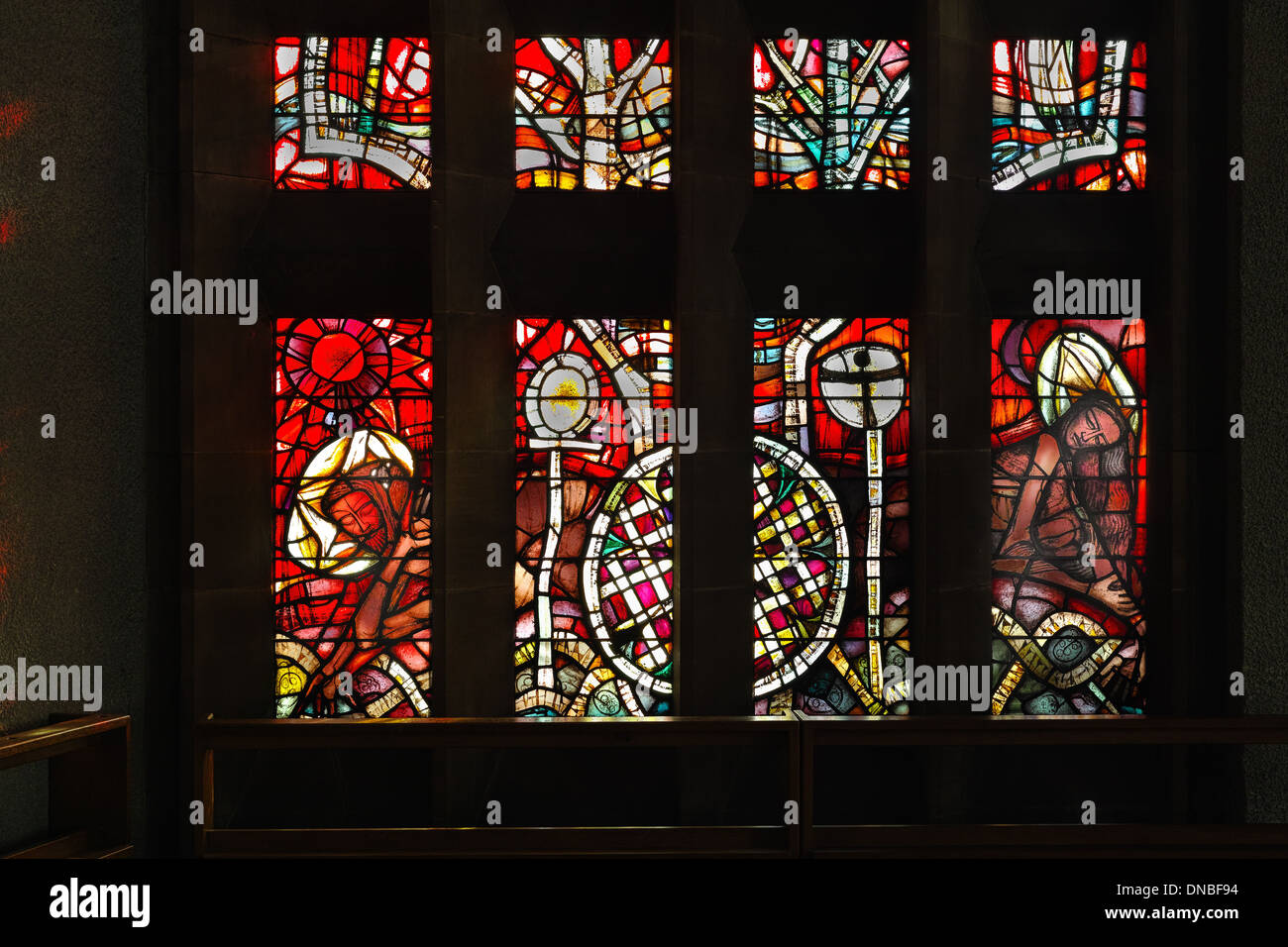 The post world war II cathedral at Coventry, England Stock Photo - Alamy