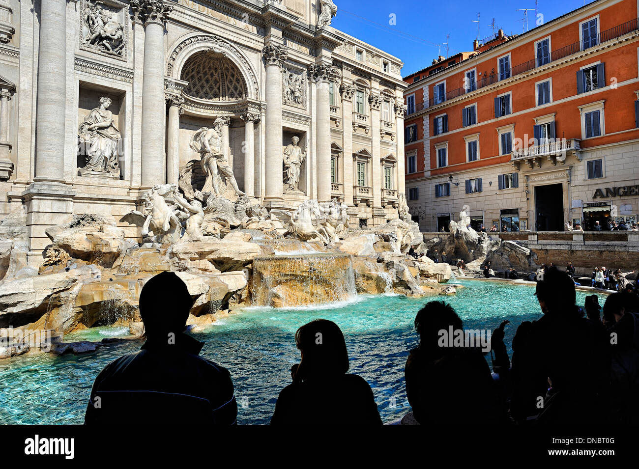 Fountain architecture hi-res stock photography and images - Alamy