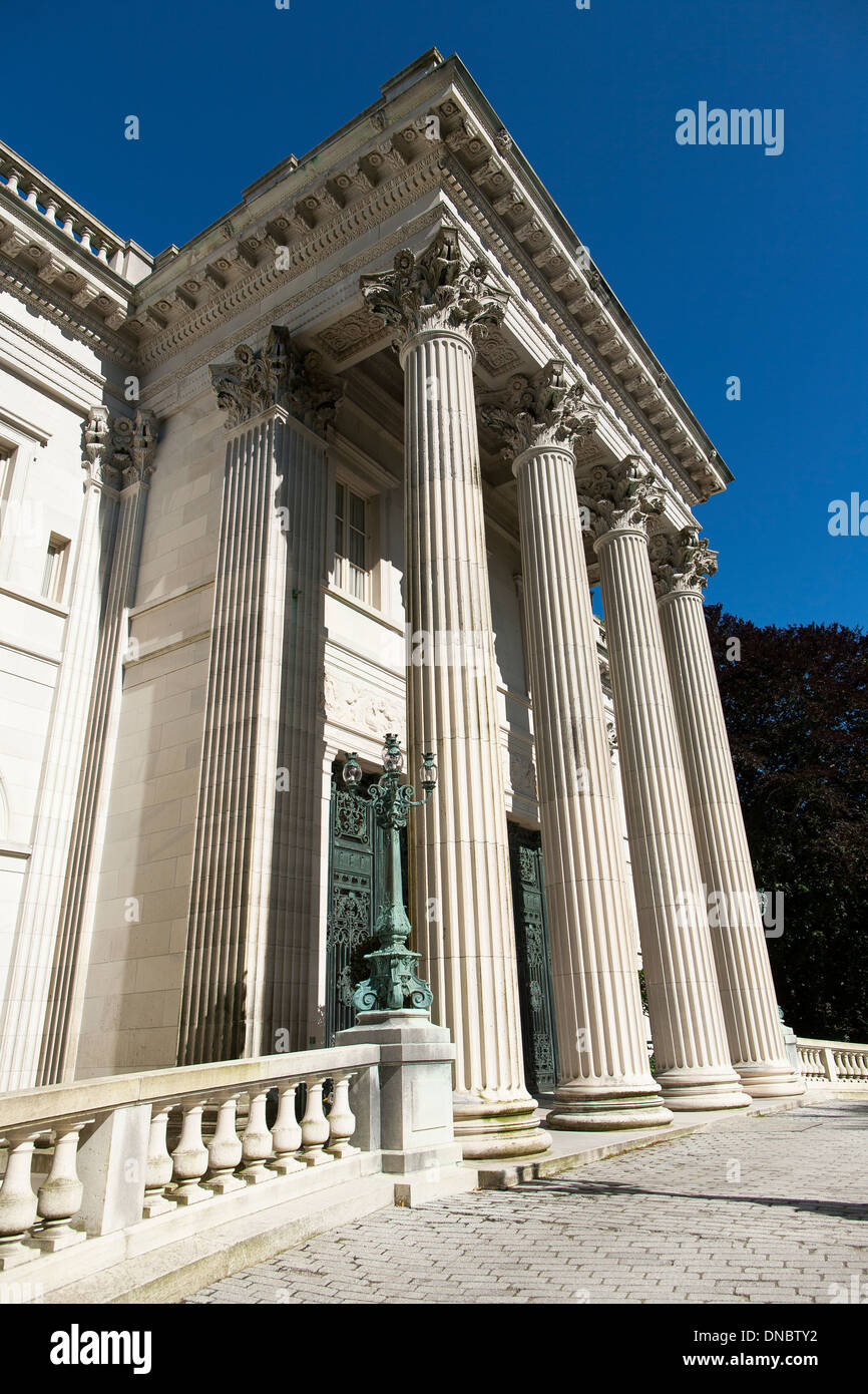 The entrance Marble house, a Newport mansion or Cottage built for the ...