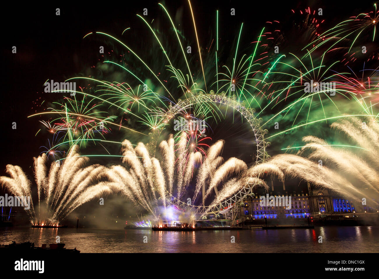 Londons new years fireworks hi-res stock photography and images - Alamy