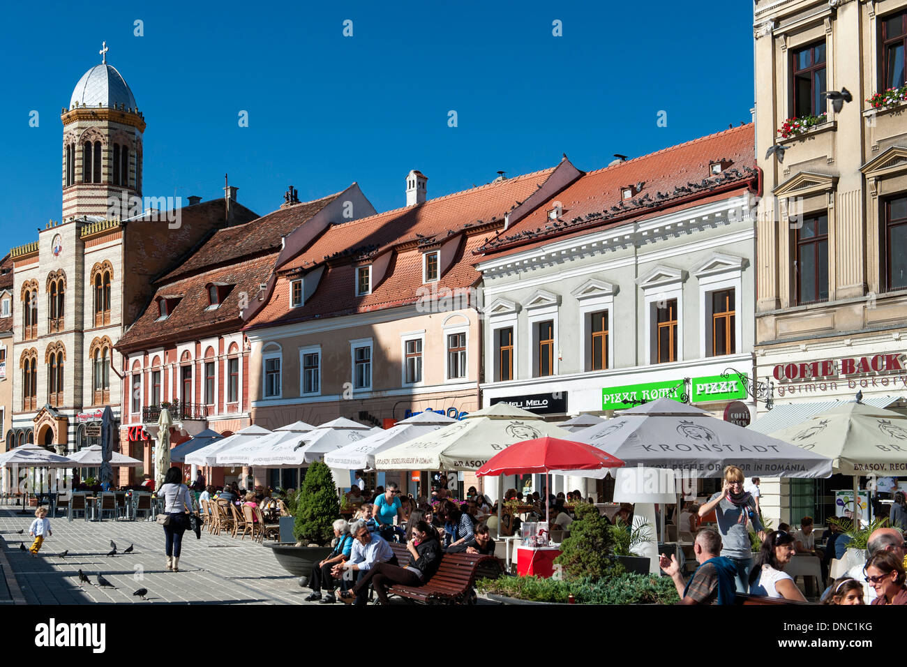 Romania square hi-res stock photography and images - Alamy