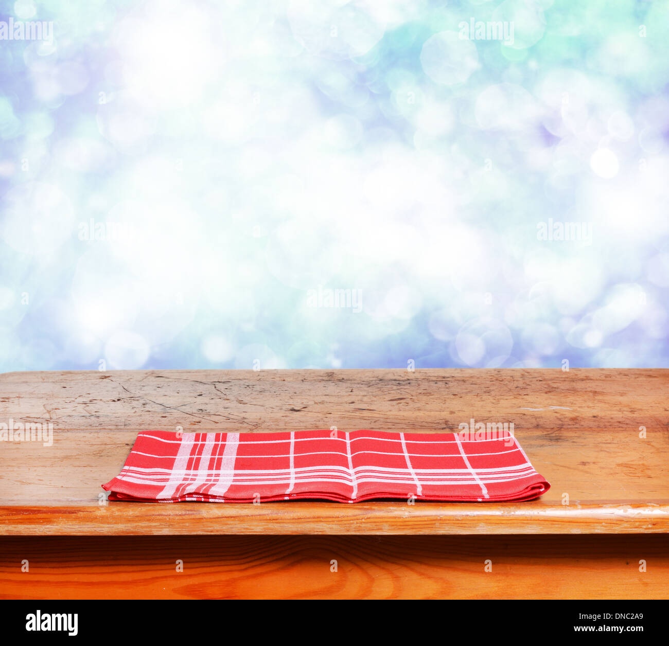 Empty tabletop for product display montages Stock Photo - Alamy