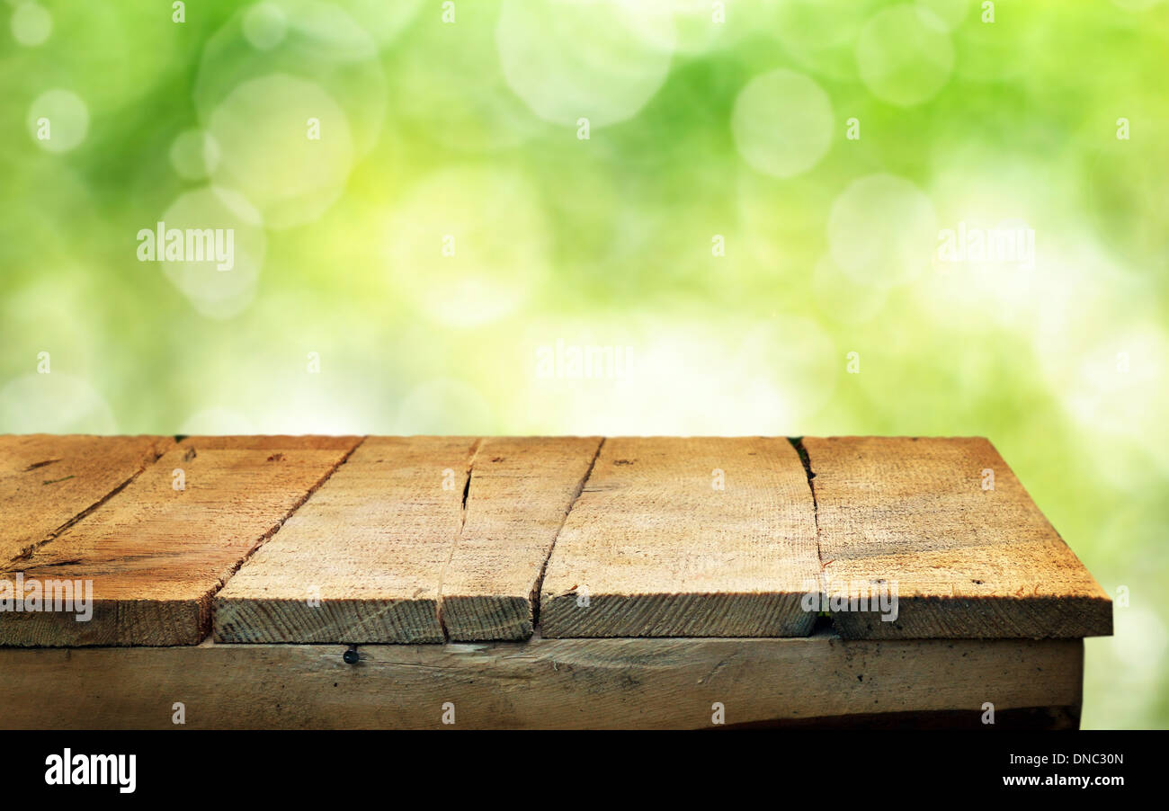 Empty wooden table for product display montages Stock Photo - Alamy