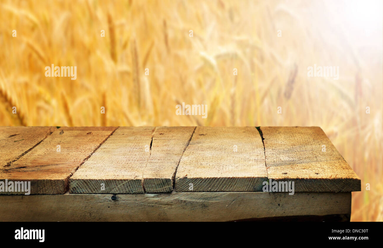 Empty wooden table for product display montages Stock Photo - Alamy