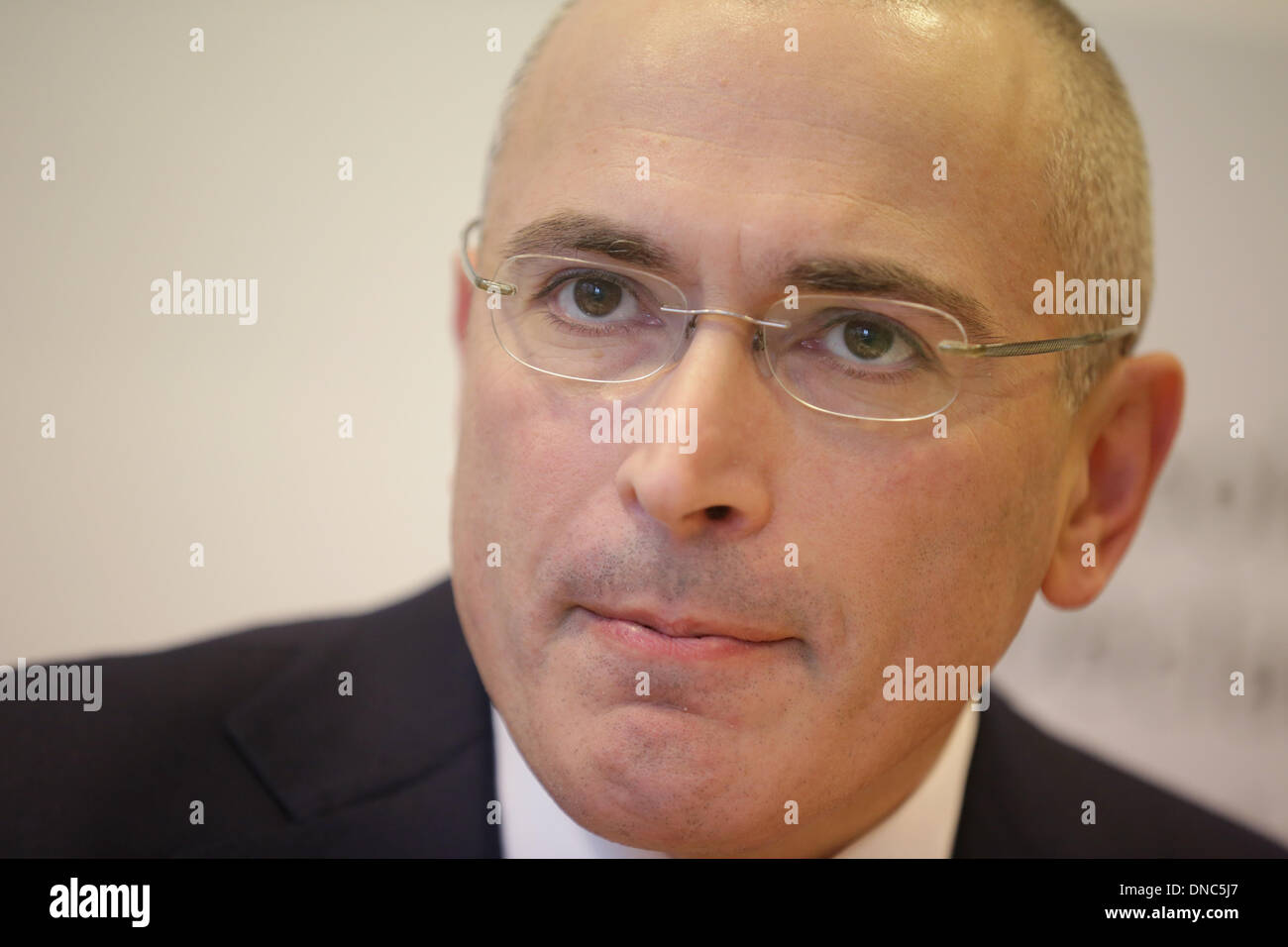 Khodorkovsky vladimir putin hi-res stock photography and images - Alamy