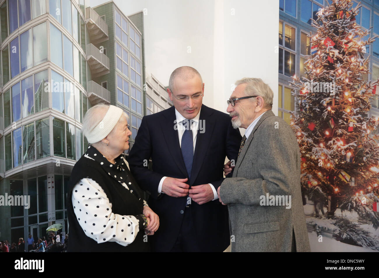 Parents of mikhail khodorkovsky hi-res stock photography and images - Alamy