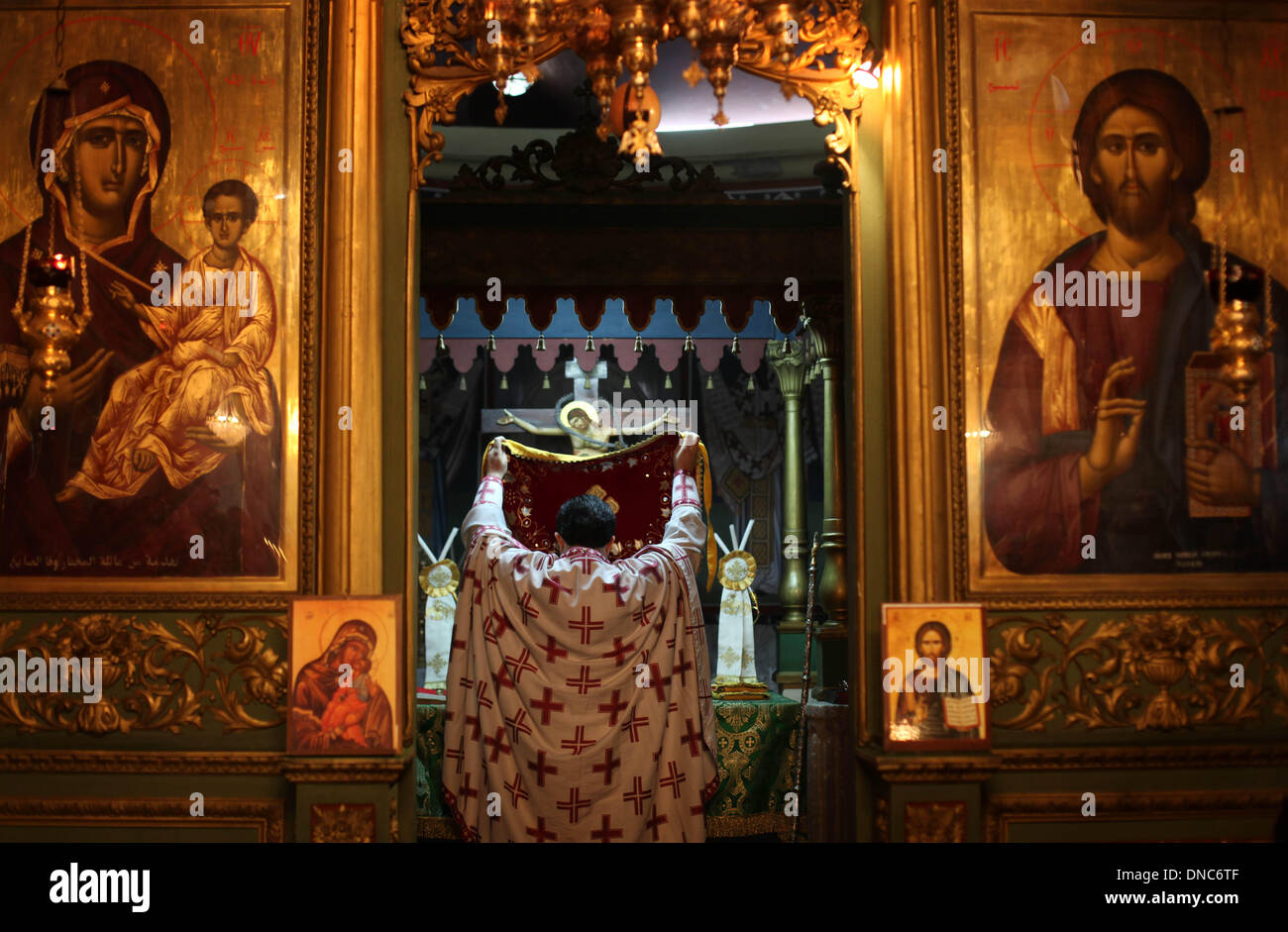 Gaza, Palestinian Territories. 22nd Dec, 2013. A Palestinian Orthodox ...