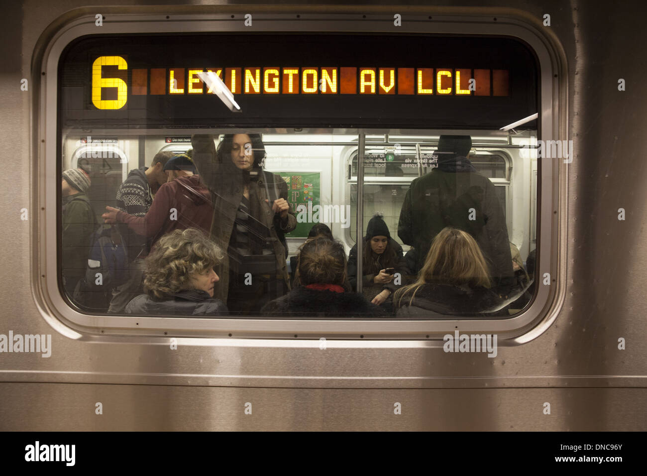 Manhattan nyc train line hi-res stock photography and images - Alamy