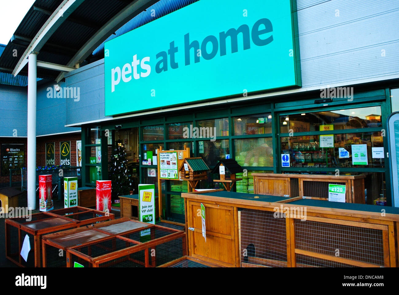 Pets at Home store sign Stock Photo - Alamy