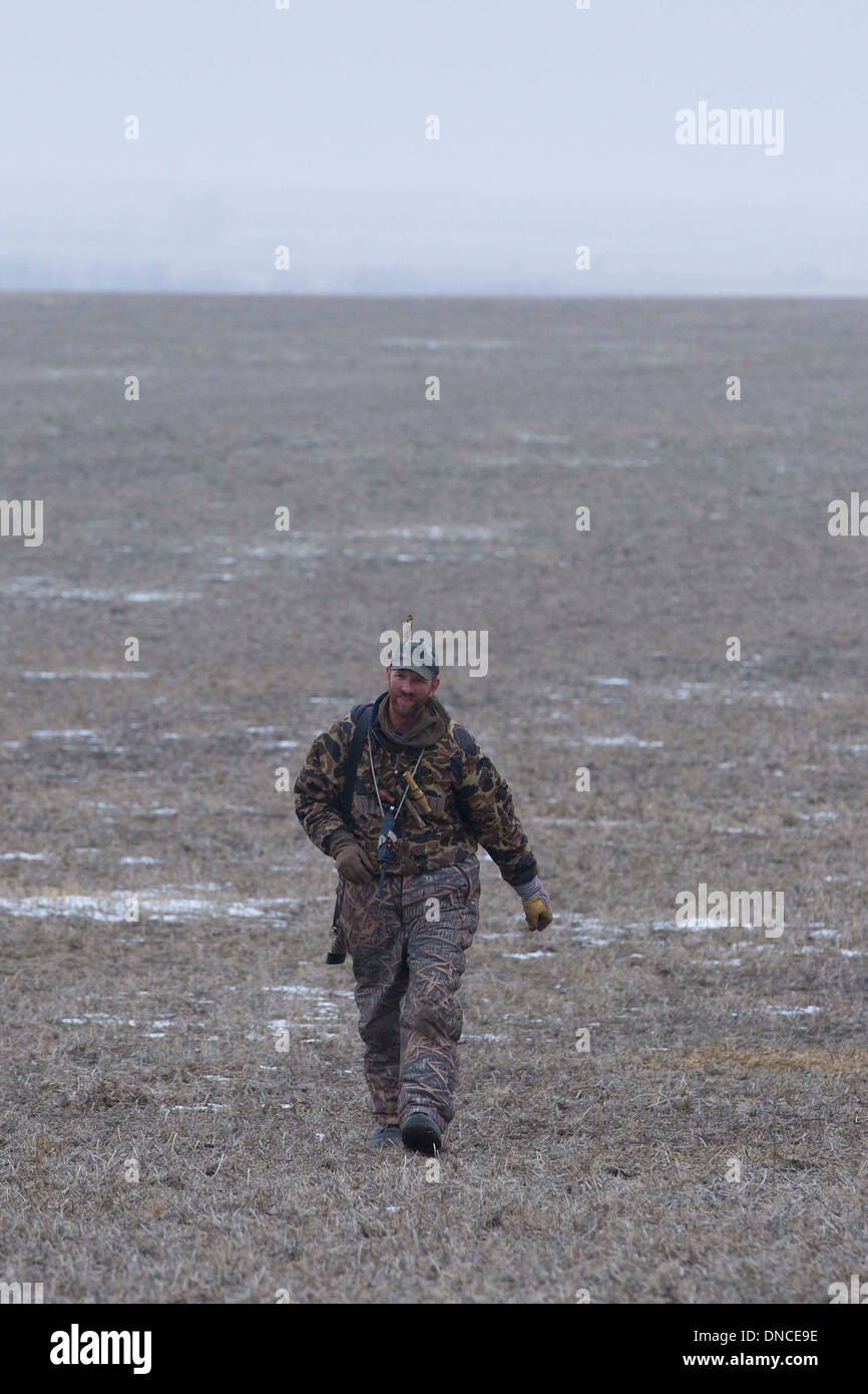 Bird Hunter out on the prairie in North Dakota Stock Photo - Alamy