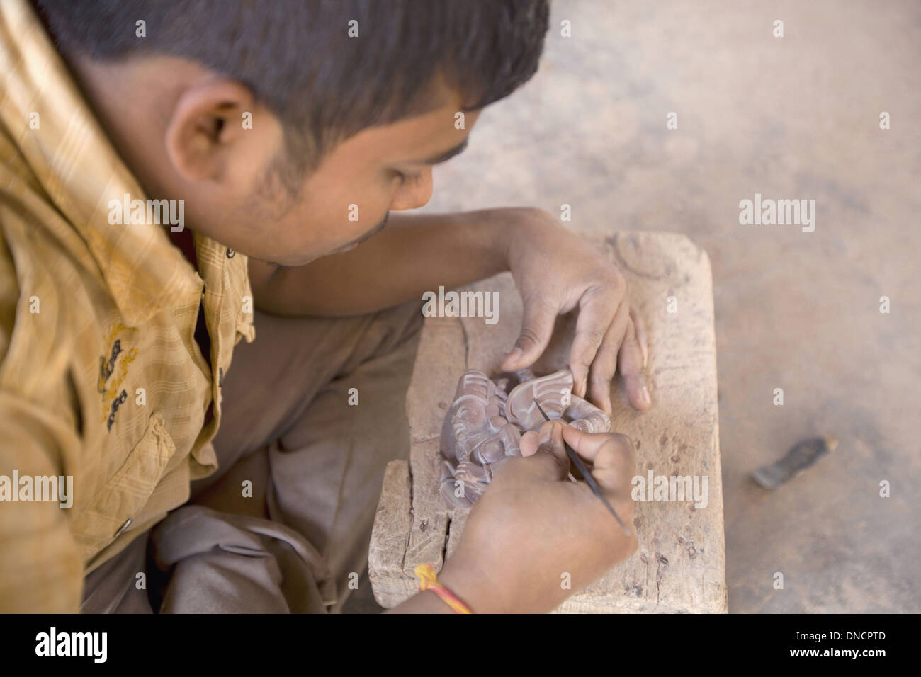 Sculpture sculptor art hi-res stock photography and images - Alamy