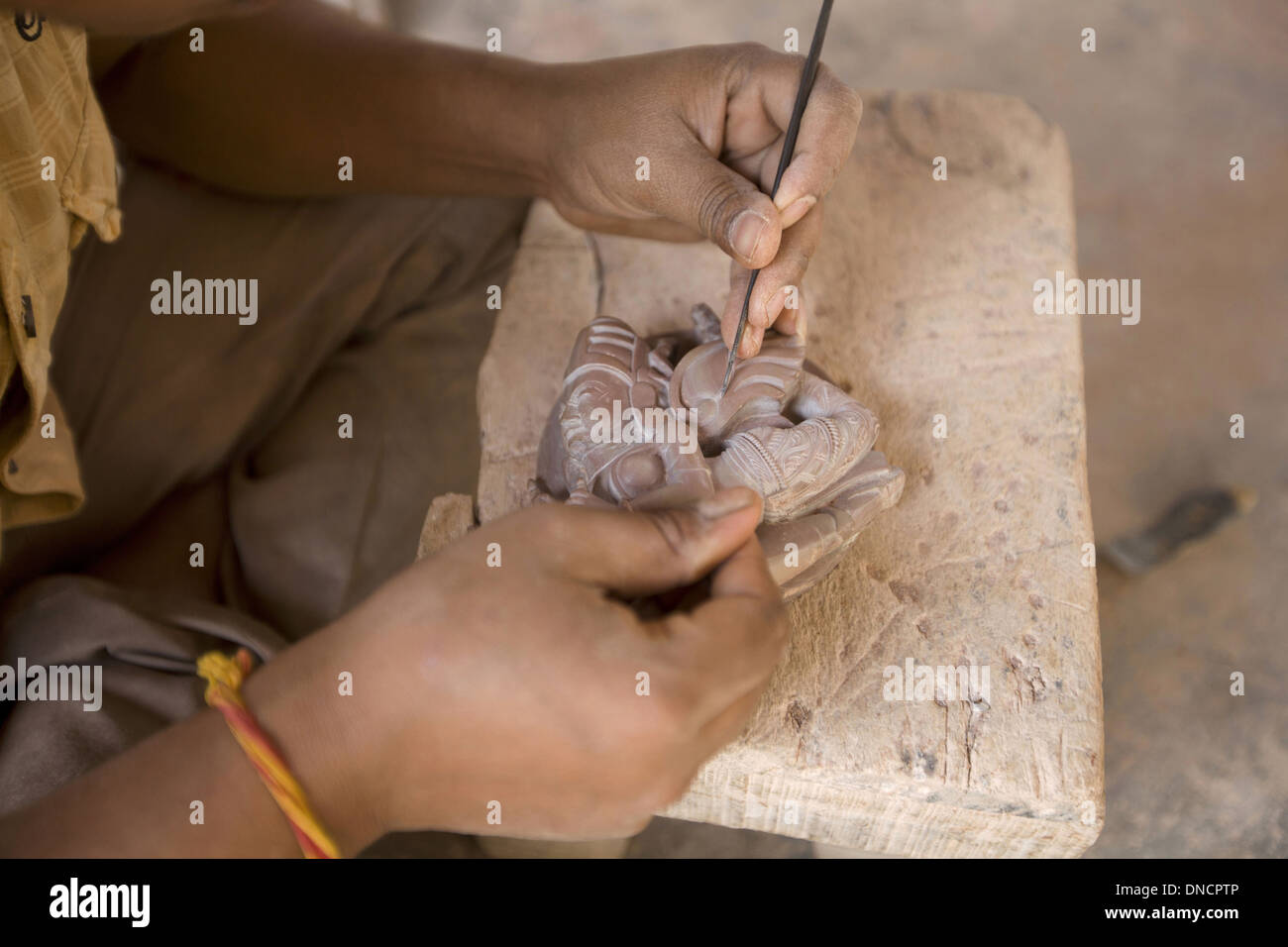 Sculpture sculptor art hi-res stock photography and images - Alamy