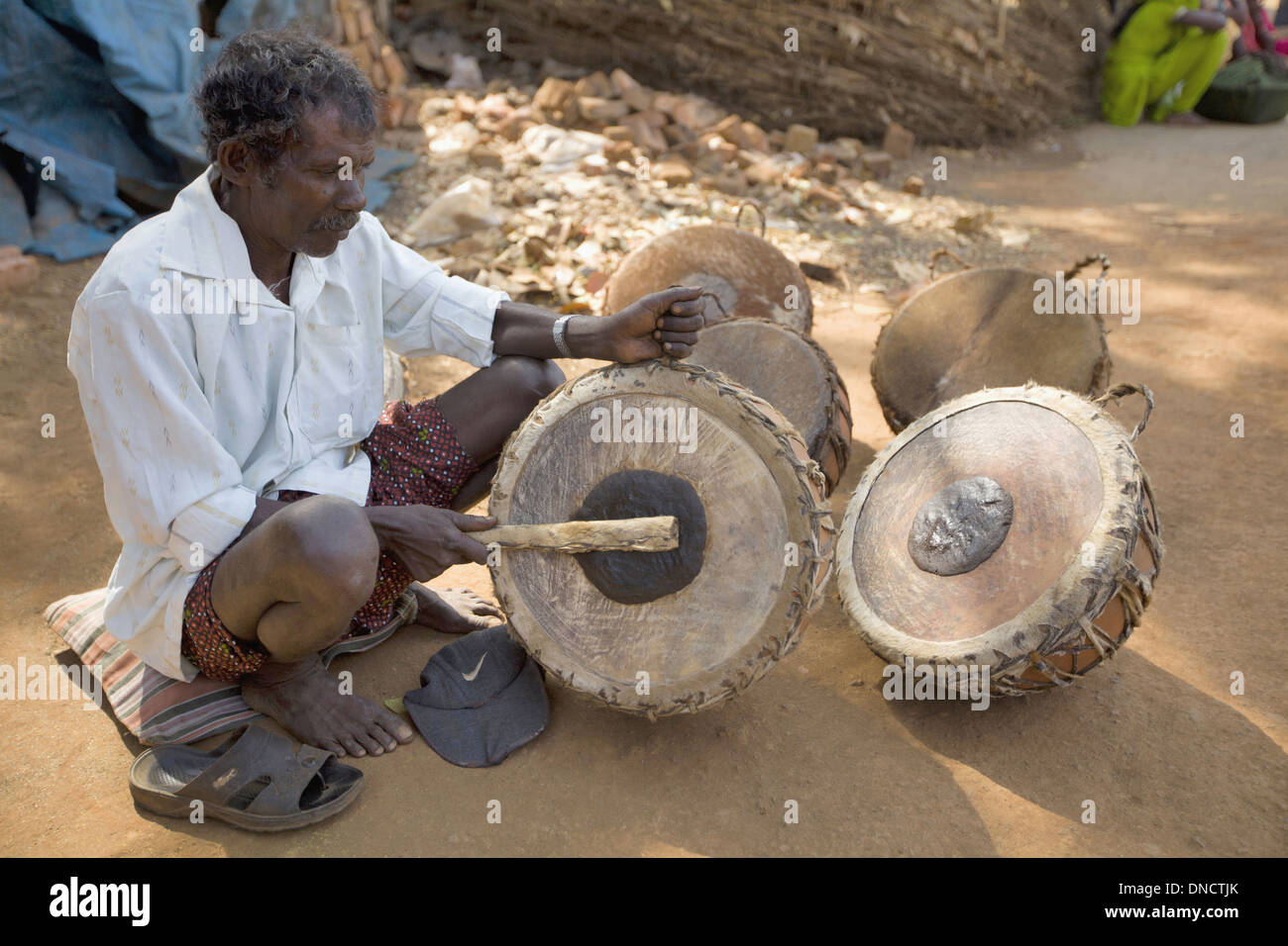 Indian drums hi-res stock photography and images - Alamy
