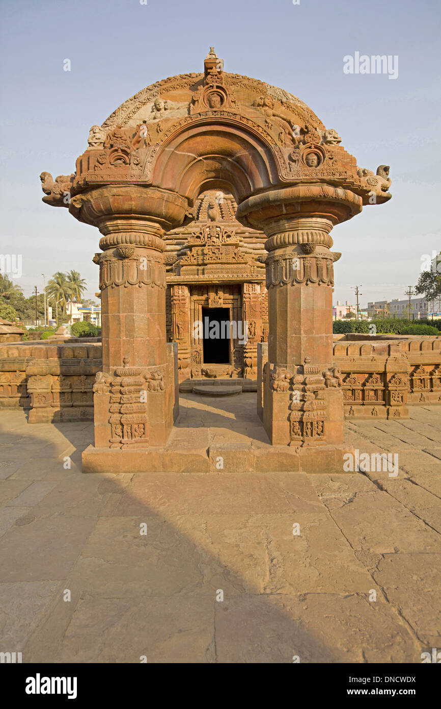 Torana or arched gateway. Muktesvara deula, 10th-century Hindu temple ...
