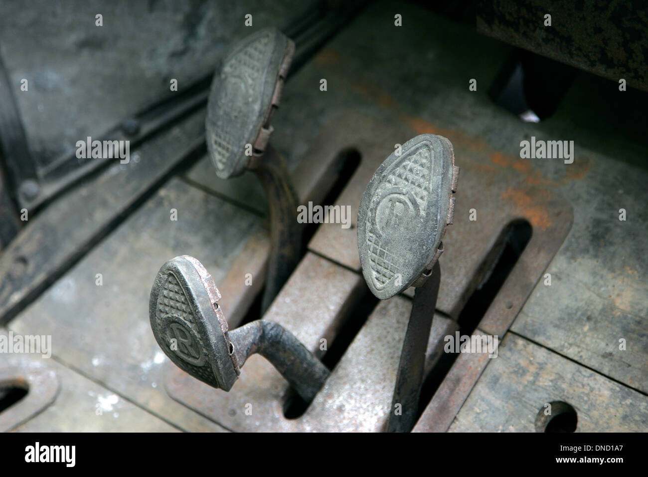 Foot pedals car hi-res stock photography and images - Alamy