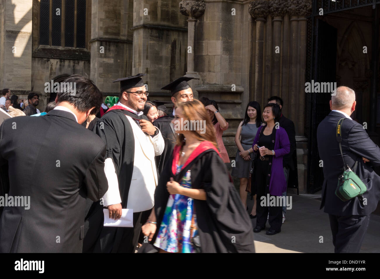 Bristol university degree ceremony hi-res stock photography and images ...