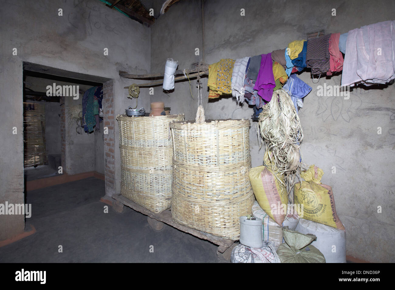 Grain storage baskets hi-res stock photography and images - Alamy