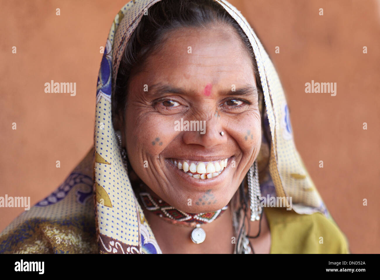 Portrait of Bhil woman, Madhya Pradesh, India. Rural faces of India ...