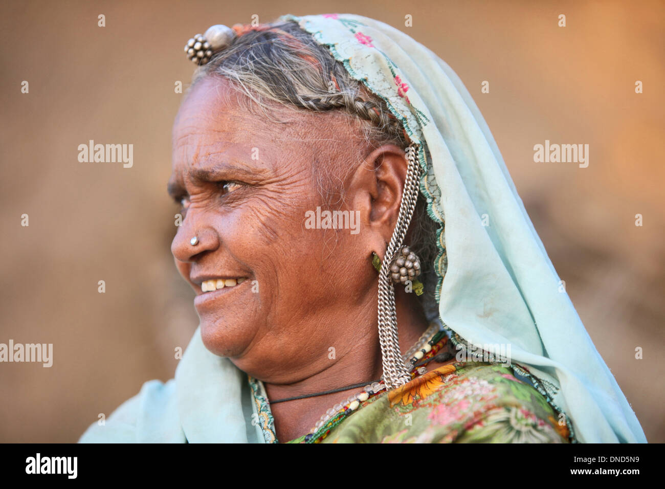 Tribal woman wearing tribal jewellery hi-res stock photography and ...