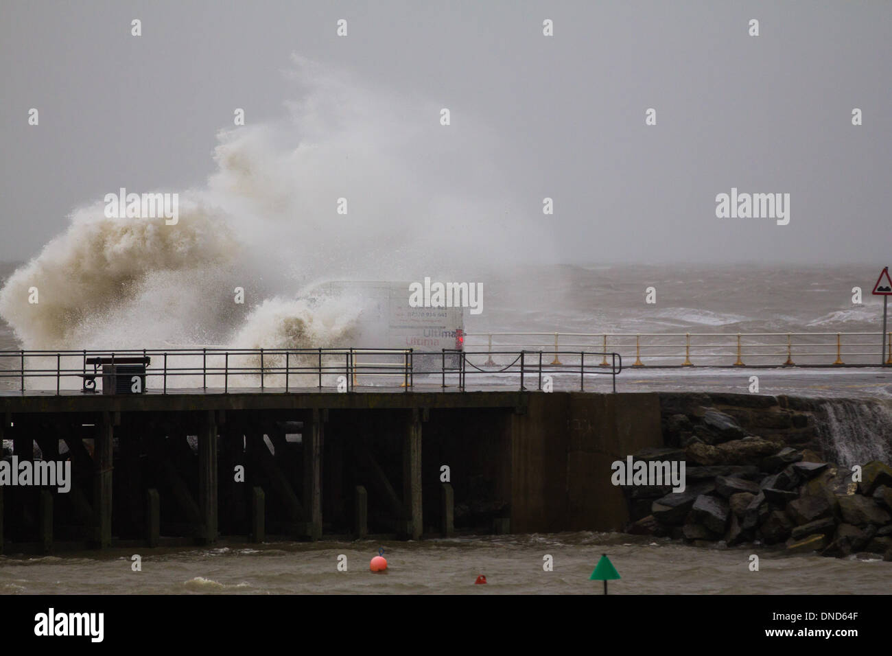 Windy rough sea hi-res stock photography and images - Alamy