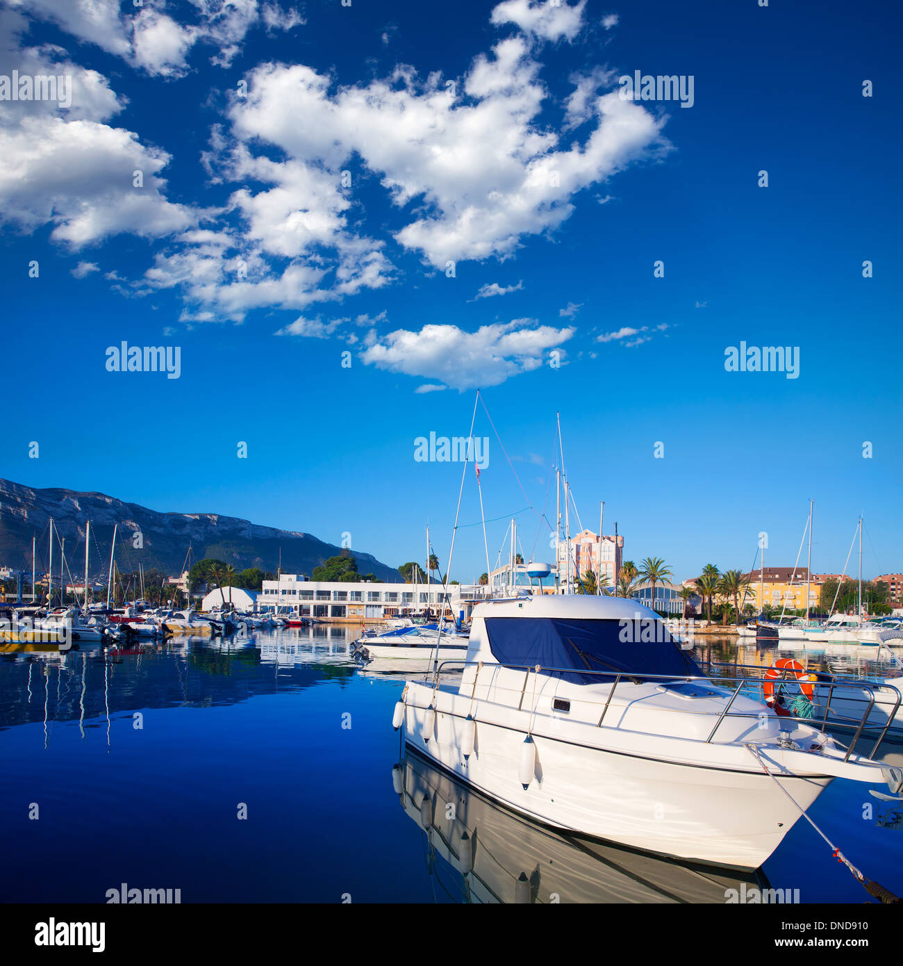 Valencian boats hi-res stock photography and images - Alamy