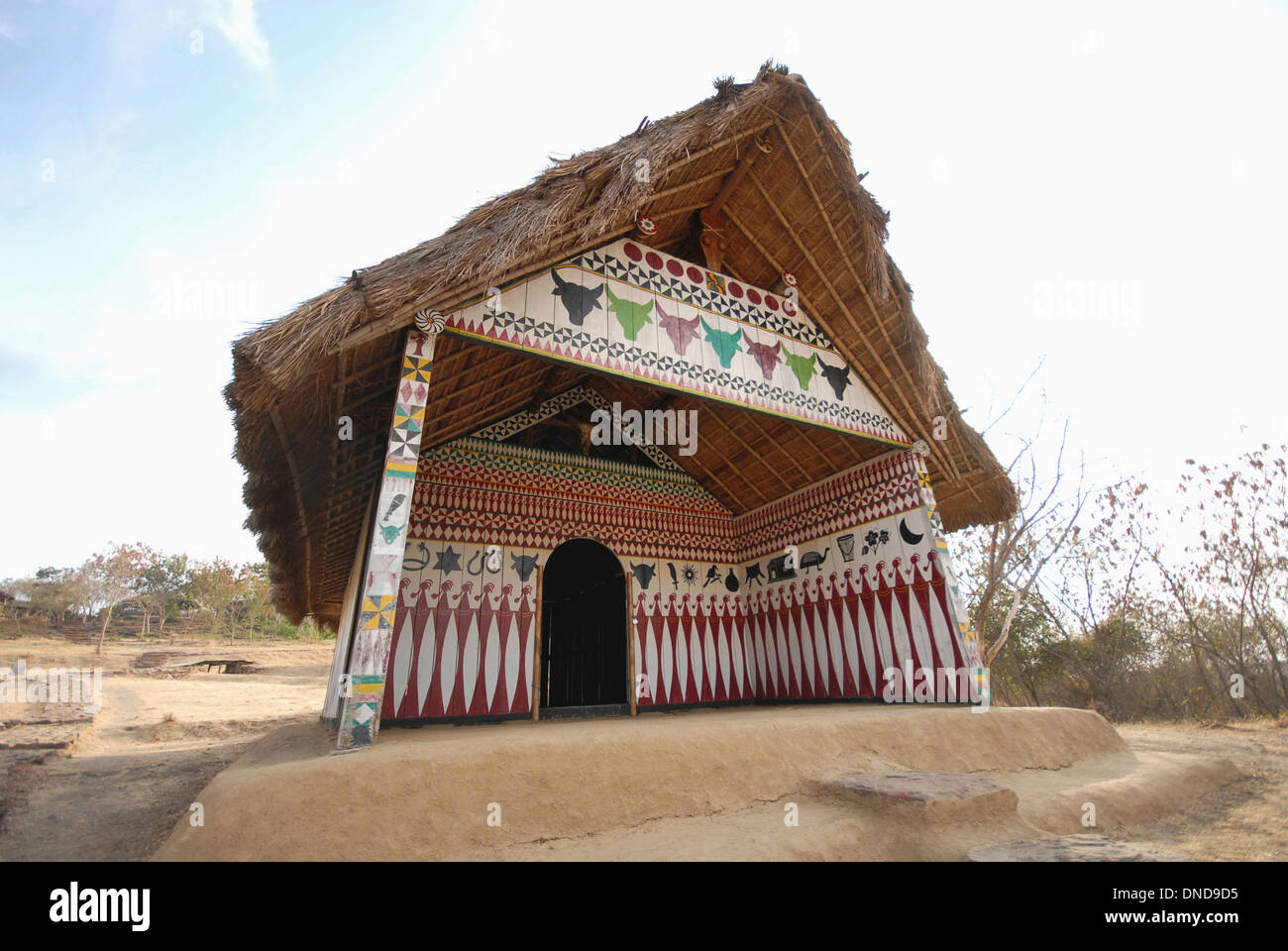 Tribal hut. Kabuinaga tribe, Manipur. Manav Sangrahalaya, Bhopal ...