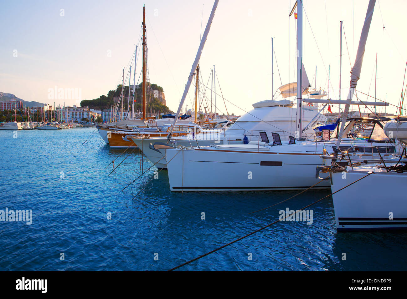 Valencian boats hi-res stock photography and images - Alamy