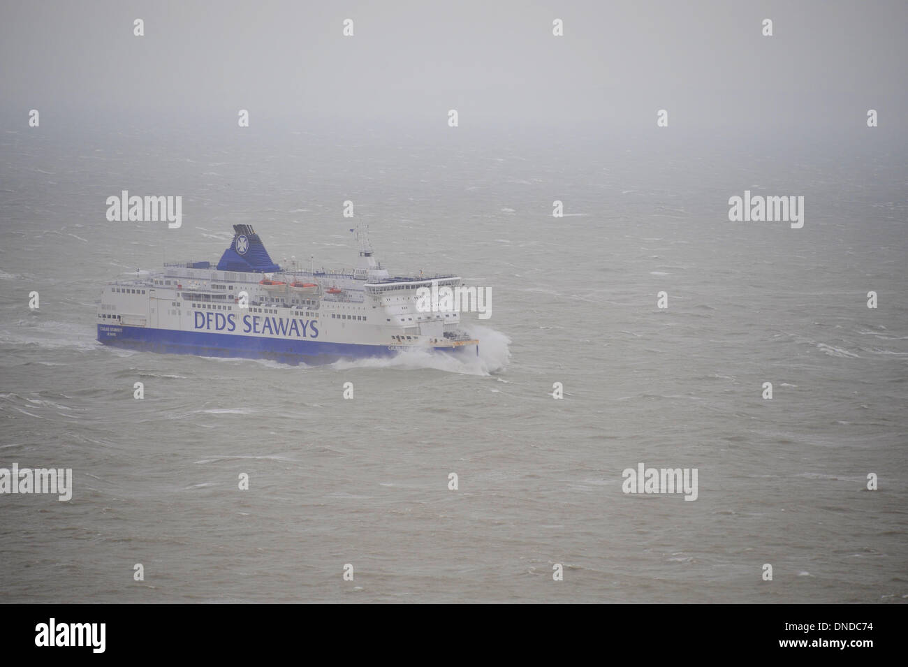 Cross channel ferry routes hi-res stock photography and images - Alamy